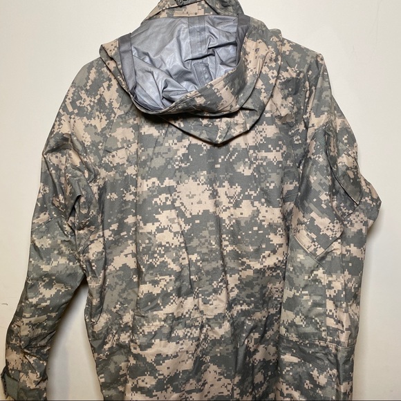 Jackets & Coats | Authentic Army All Combat Uniform Parka | Poshmark